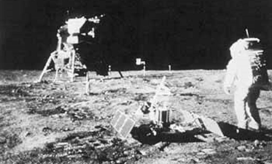 21 Ιουλίου 1969: Ο άνθρωπος πατάει στο φεγγάρι | Ημεροδρόμος