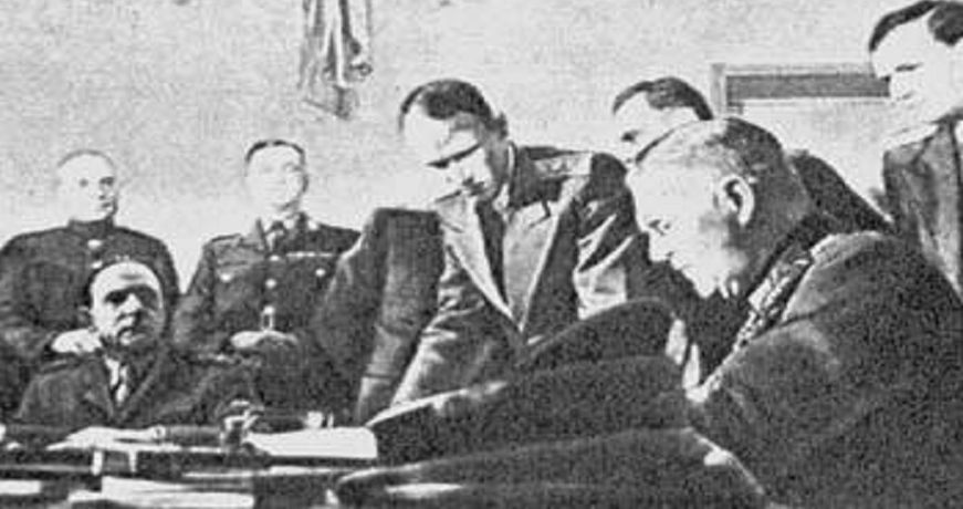 1945: Η ναζιστική Γερμανία συνθηκολογεί άνευ όρων | Ημεροδρόμος