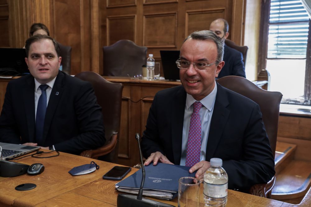 Ληξιπρόθεσμες οφειλές λαϊκών στρωμάτων: Η «κυνηγετική περίοδος ...