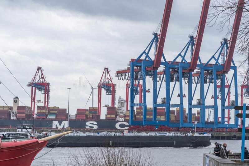 Γερμανία: Καθολική απεργία των λιμενεργατών | Ημεροδρόμος