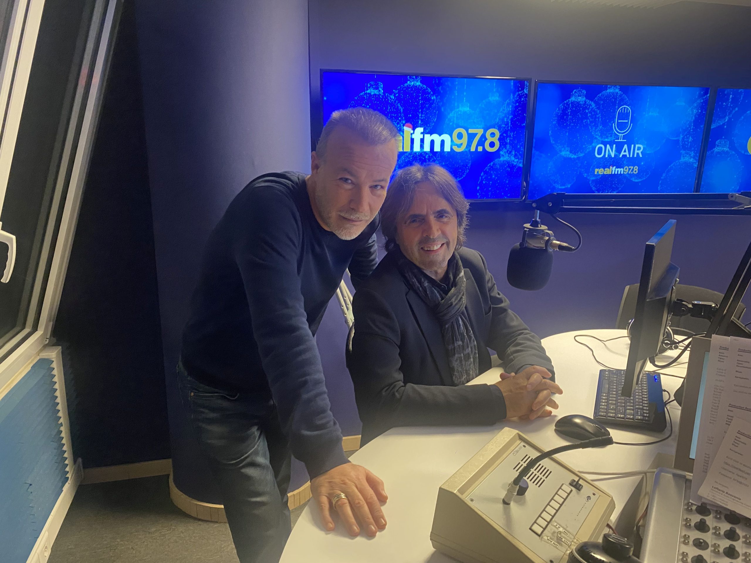 Ο Βασίλης Λέκκας με τον Νίκο Μπογιόπουλο στον Real fm | Ημεροδρόμος