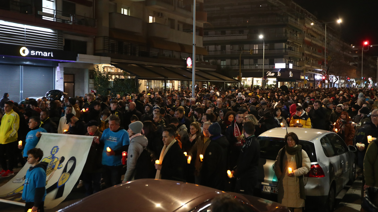 «Άλκη ζεις δεν θα ξεχαστείς»: Σιωπηρή πορεία στην μνήμη του Άλκη ...