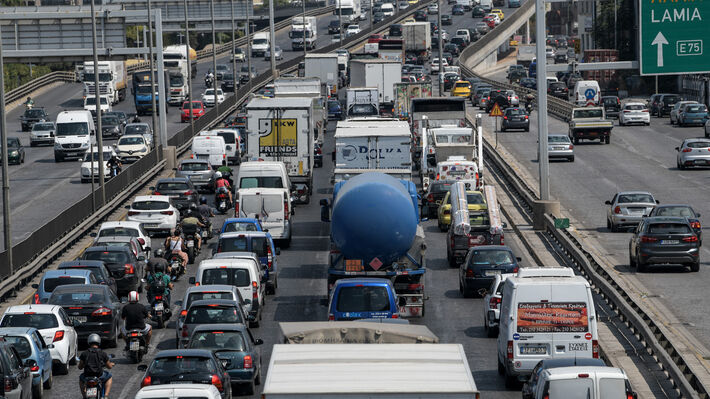 Απαγόρευση κυκλοφορίας φορτηγών άνω των 3,5 τόνων στις εθνικές οδούς ...