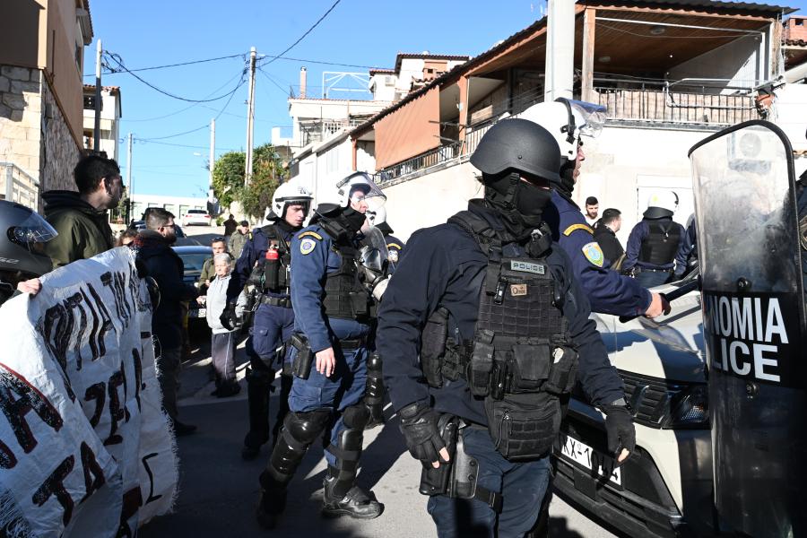 ΠΑΜΕ: Ολοι στο συλλαλητήριο στις 6.30 μ.μ. στα Άνω Πετράλωνα ενάντια ...