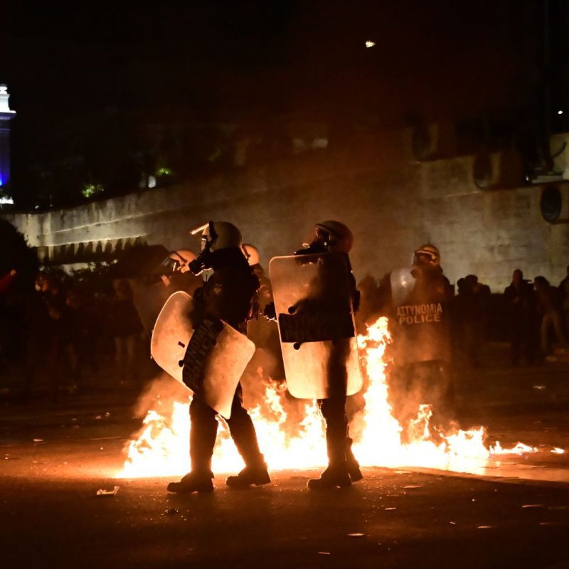 ΗΡΩ ΚΩΝΣΤΑΝΤΟΠΟΥΛΟΥ: Με δεκαεπτά σφαίρες, όσες και τα χρόνια της ...