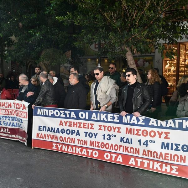 Έγκλημα στα Τέμπη: Ο προκλητικός Μητσοτάκης είχε το θράσος να μιλήσει ...