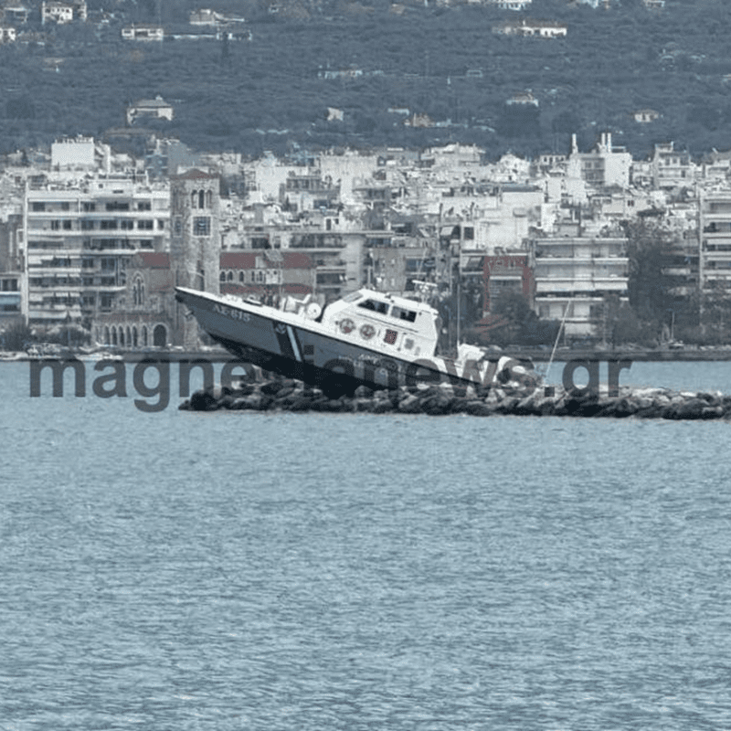 Συγκλονιστικό συλλαλητήριο φοιτητών και μαθητών - Μαχητικό "ΟΧΙ" στα ...